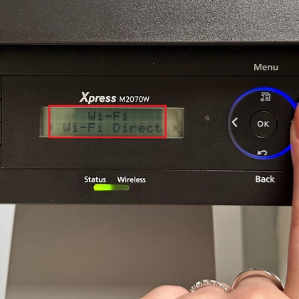 Samsung Xpress M2070W - So verbinden Sie sich mit WLAN und finden das ...