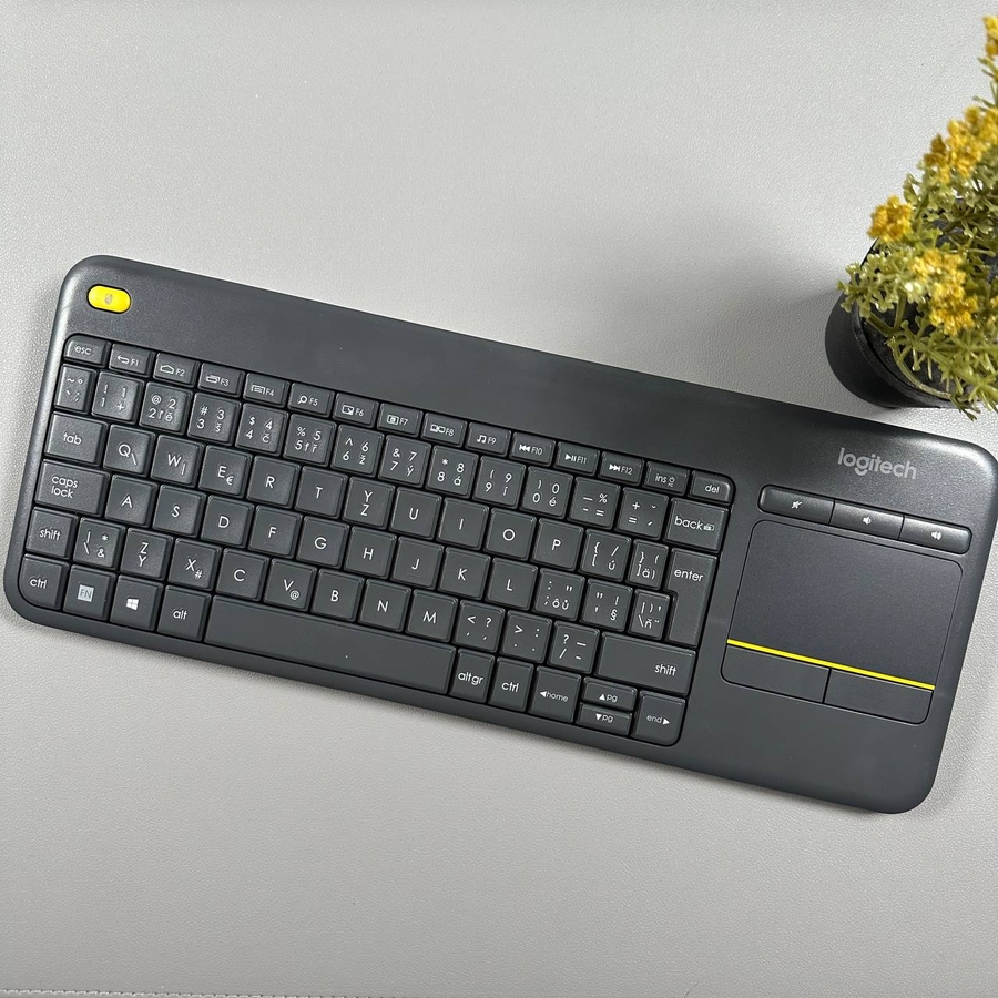 How to Setup and Connect Logitech Wireless Touch Keyboard K400 to Your ...