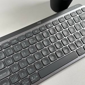 Clavier Logitech MX Keys Mini - Comment Personnaliser les Touches ...
