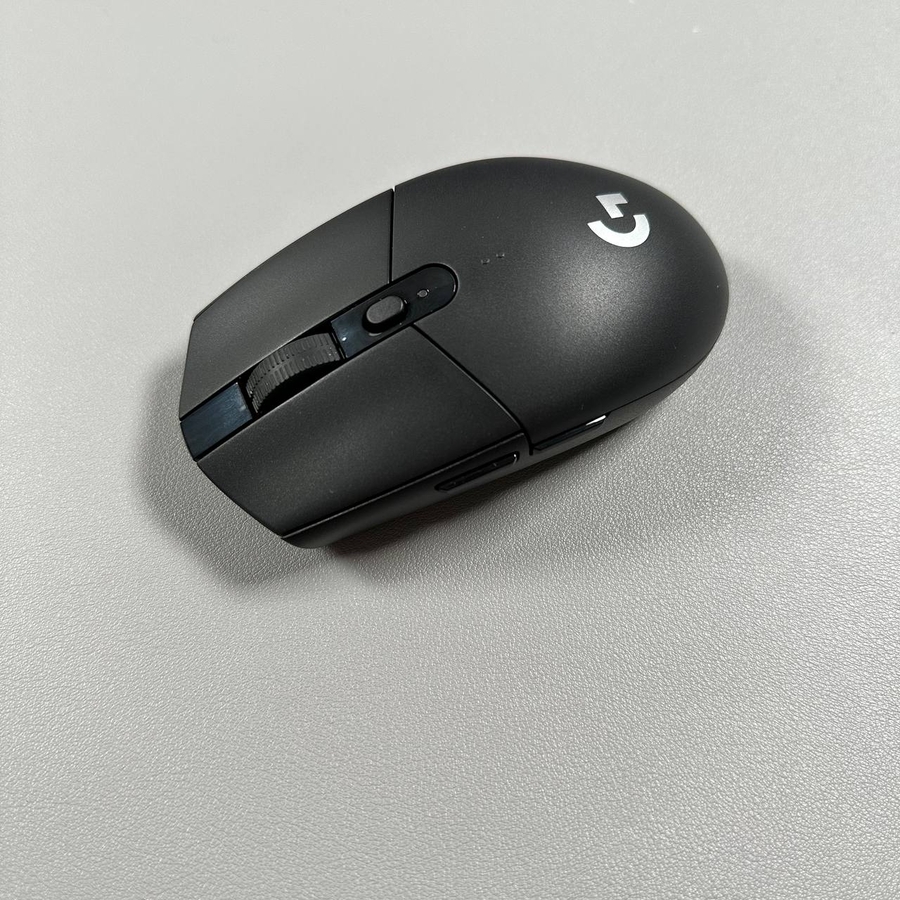 Come abilitare o disabilitare la memoria interna su Logitech G305 ...